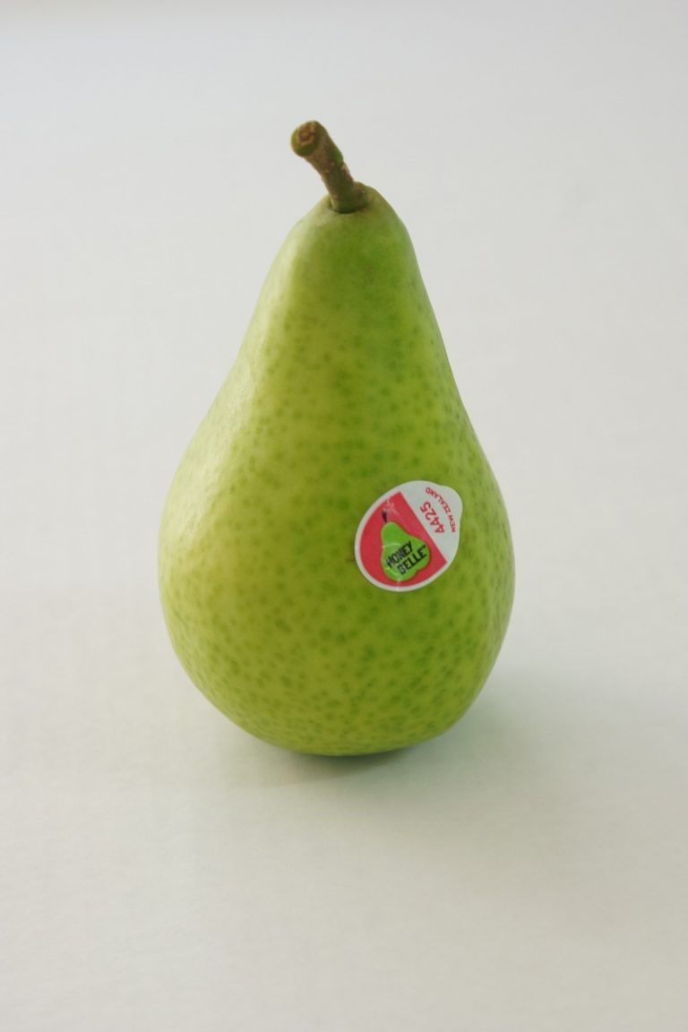 NZ: Honey Belle pear having a ball in Asian markets - FreshFruitPortal.com