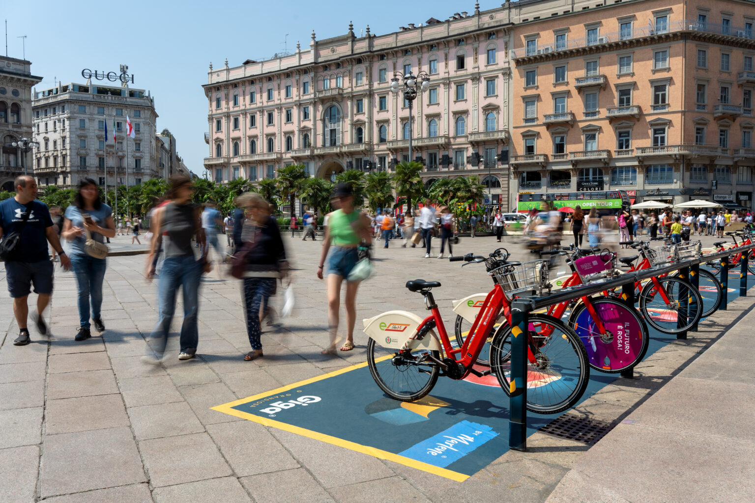 The Giga Apple, a mighty good exprience to share with an entire city ...