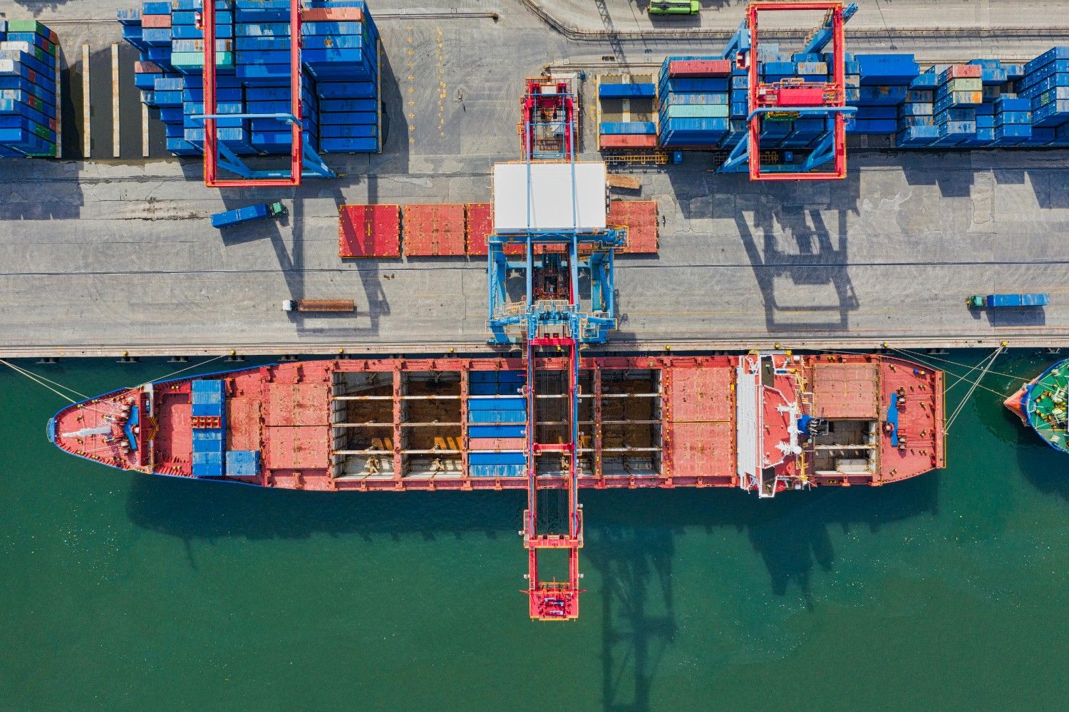 Chilean fruit season begins at the Port of Los Angeles