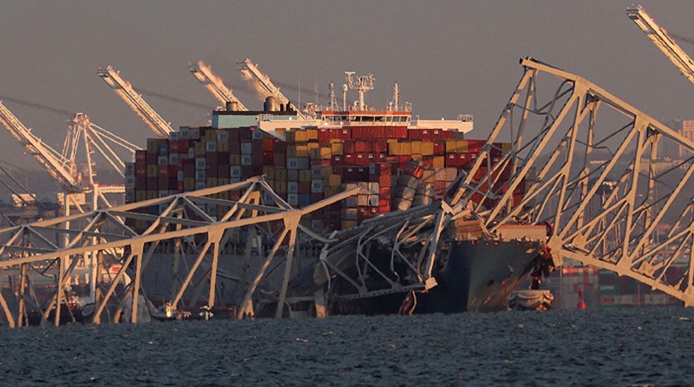 Rescue efforts underway after cargo ship crash causes Baltimore bridge ...