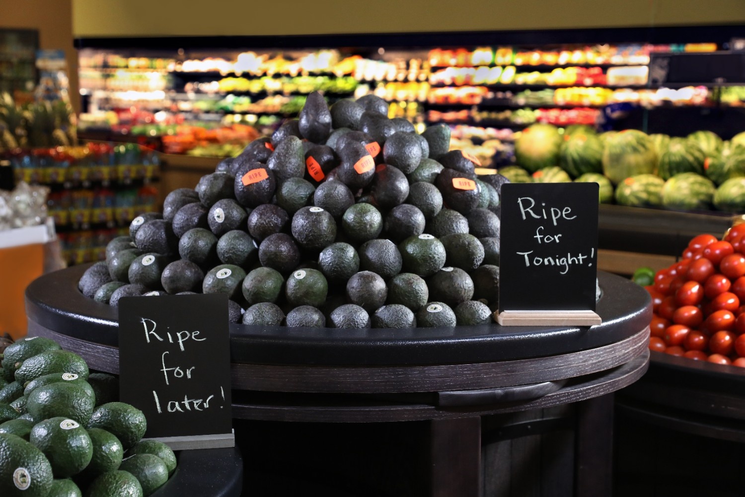 Tight California avocado supply as growers rush to pick more fruit