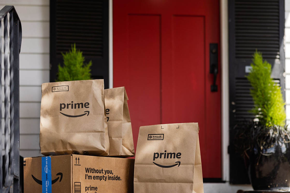 Fresh groceries dominate Amazon's Same-Day delivery service, driving ...