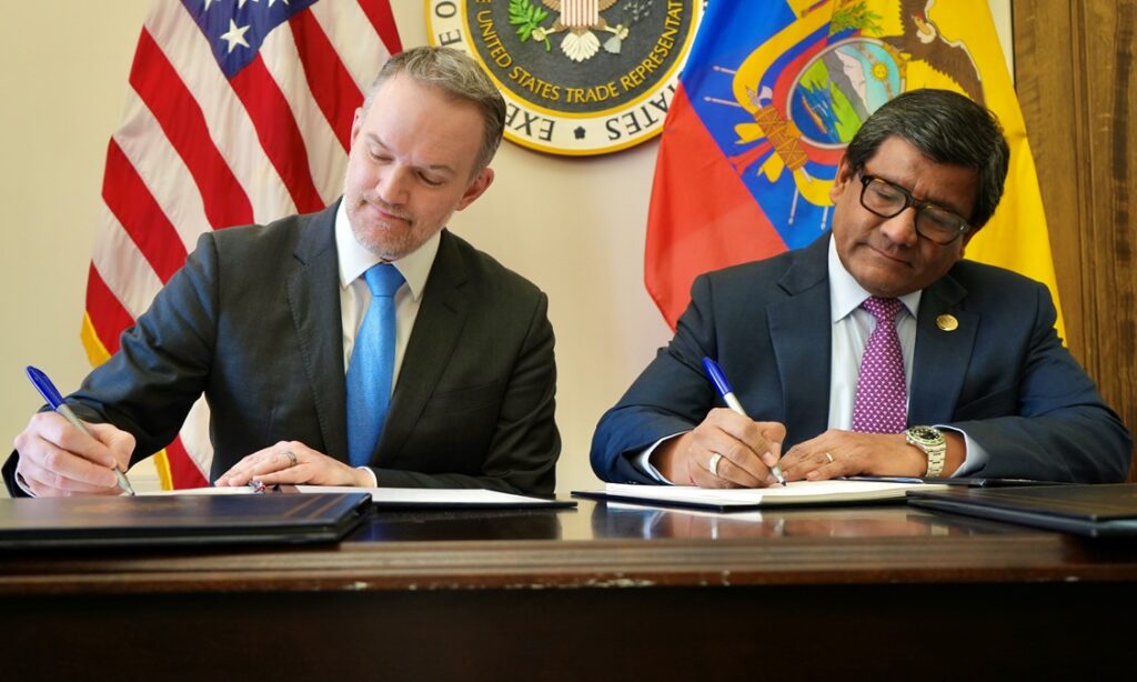 Ecuador and the United States sign trade agreement to boost Ecuadorian ...